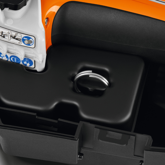 STIHL GTA 40 Cordless Pruner Kit (Inc. Batteries & Charger)