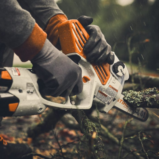 STIHL GTA 40 Cordless Pruner Kit (Inc. Batteries & Charger)