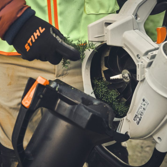 Stihl SHA 140 Cordless Battery Vacuum Shredder (Tool Only)