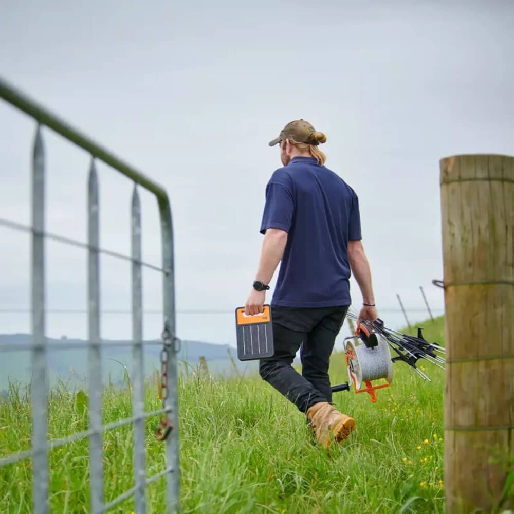Gallagher S30 Solar-Powered Electric Fencing Energiser