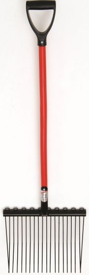 Fynalite 303D Short D Handle Shaving Fork from Chelford Farm Supplies