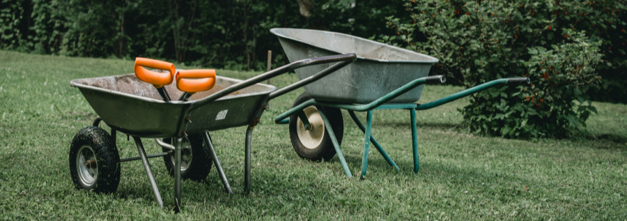 Best Wheelbarrows for Gardens, Yards & Stables